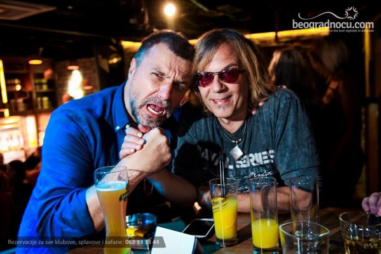 Srđan Todorović kao sav normalan svet. | Beograd Noću