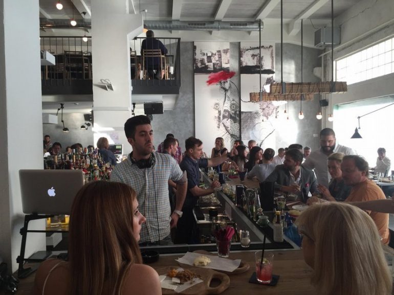 Restoran Ambar - Rezervacije na 063 34 34 33 | Beograd Noću