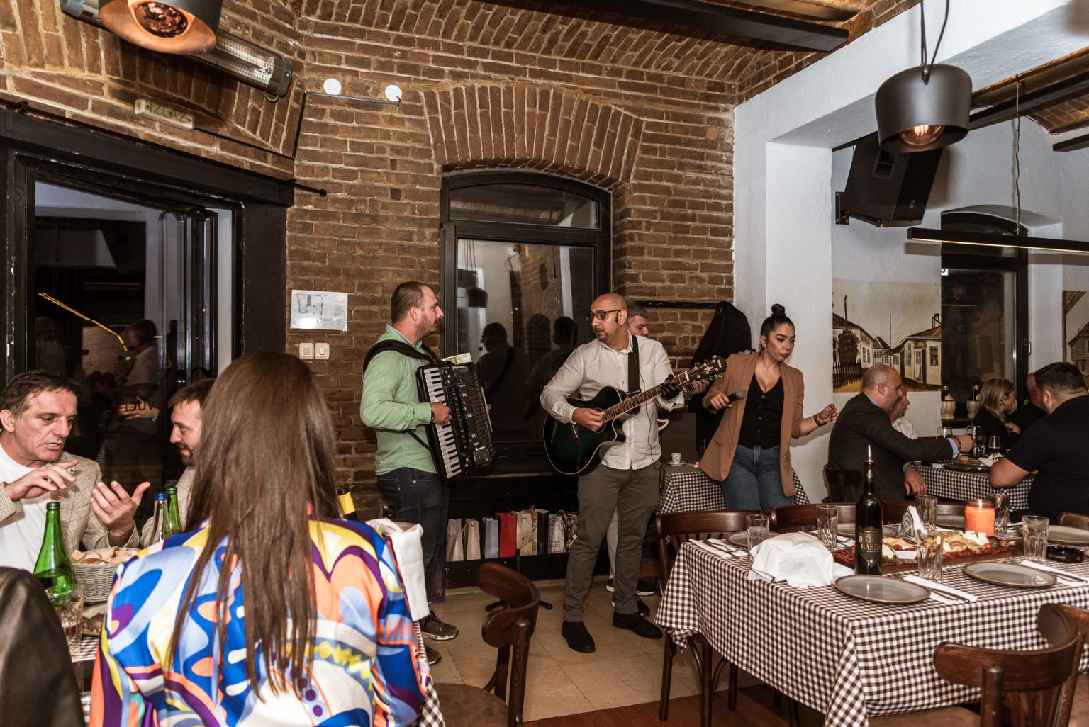 Restoran Beogradska Mehana Beograd - Rezervacije 063 343433 | Beograd Noću